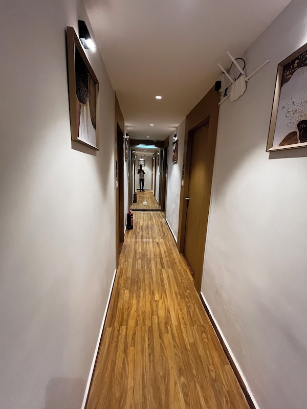 Hotel Privilon - Ahmedabad