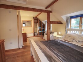 1 quarto, individualmente decorados, individualmente mobiliados