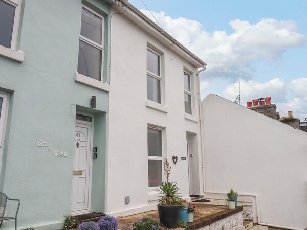 The White House - Brixham