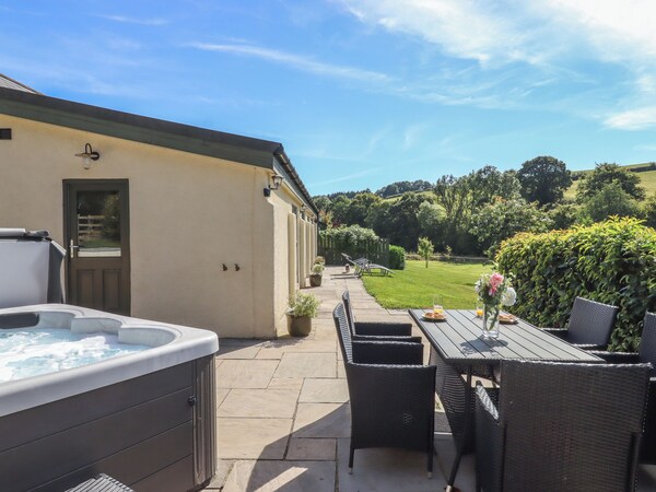 Binneford Barn - Devon