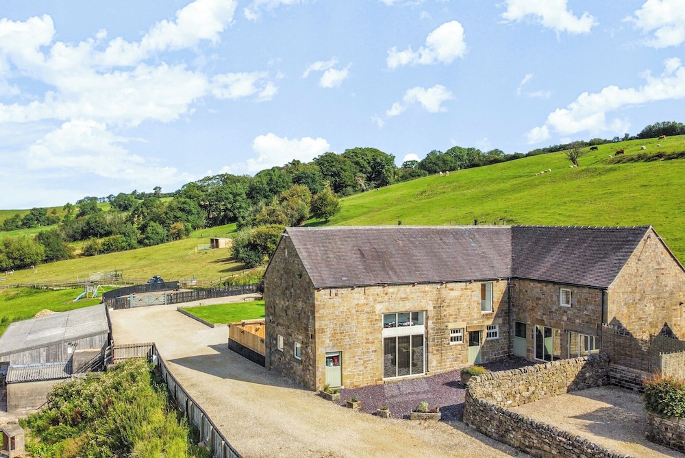 Pastures Barn - Rudyard Lake