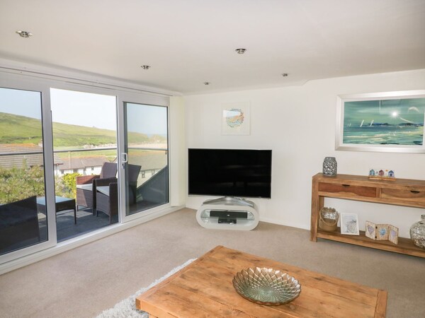Atlantic View - Holywell Bay