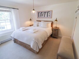 Casa de campo | 3 quartos, individualmente decorados, individualmente mobiliados