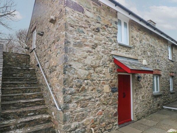 Wood Cottage - Solva