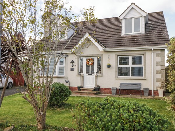16 Whitehall Place - Ballycastle