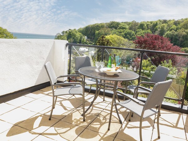 Valley View, 9 St Elmo Court - Salcombe