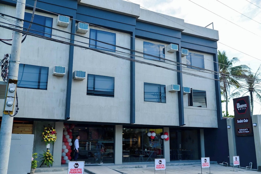Bhive Hotel - Iloilo City