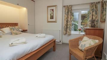 1 quarto, individualmente decorados, individualmente mobiliados