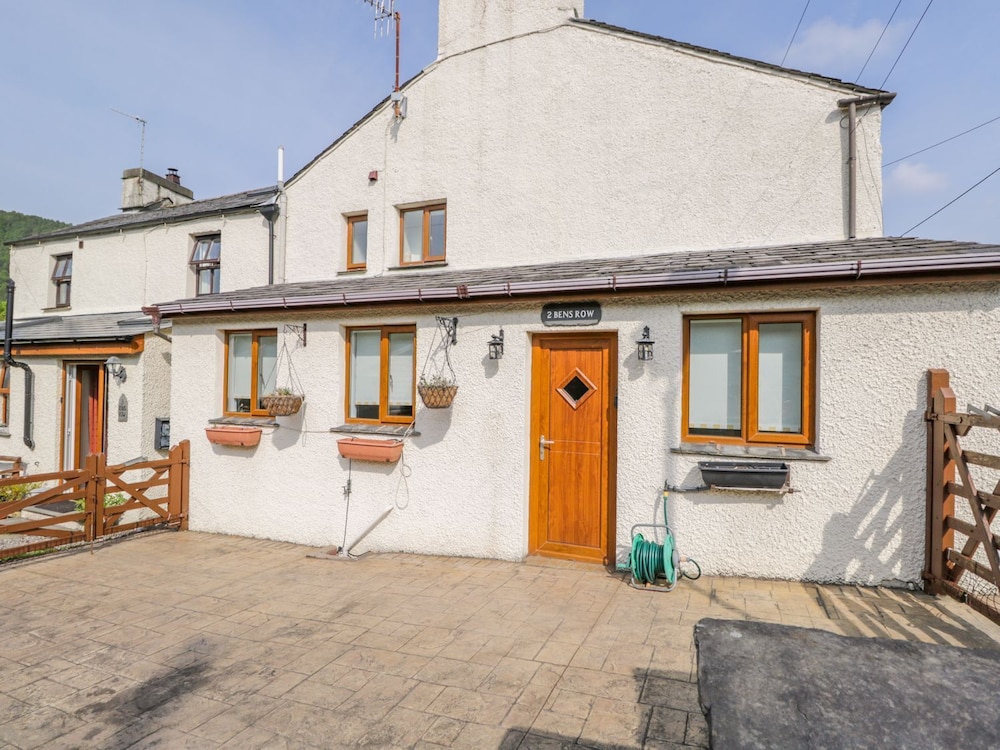 2 Bens Row - Newby Bridge