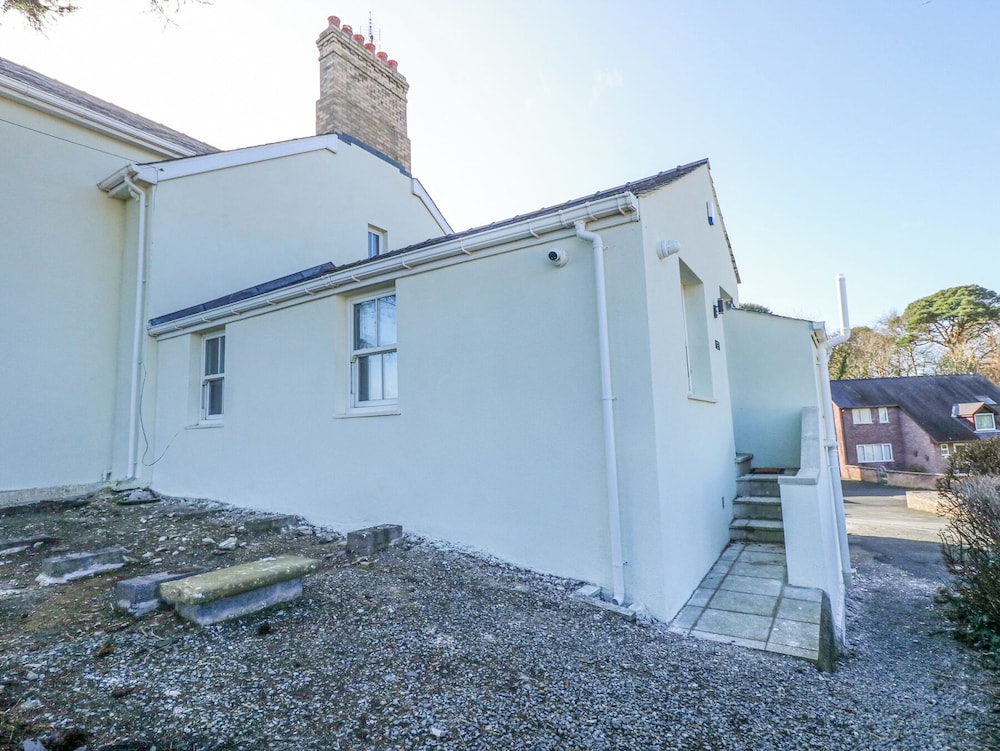 The Fir Grove Annex - Menai Bridge
