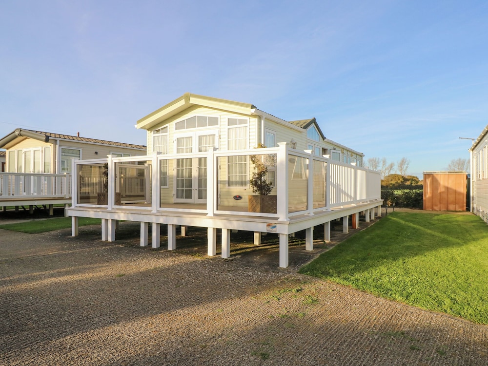 Beach Bliss Retreat - West Wittering