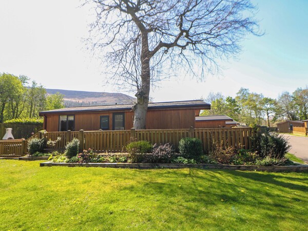Dovestone Luxury Lodges - Pet Free - Lancashire