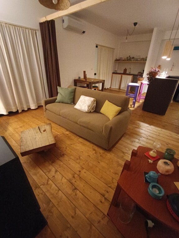 100 Meters From The Sea, And Within Walking Distance Of The Amalfi Coast - Battipaglia