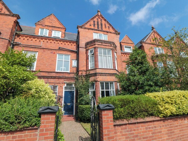 South Bay House - Scarborough