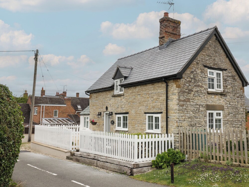 The Cottage - Oxfordshire