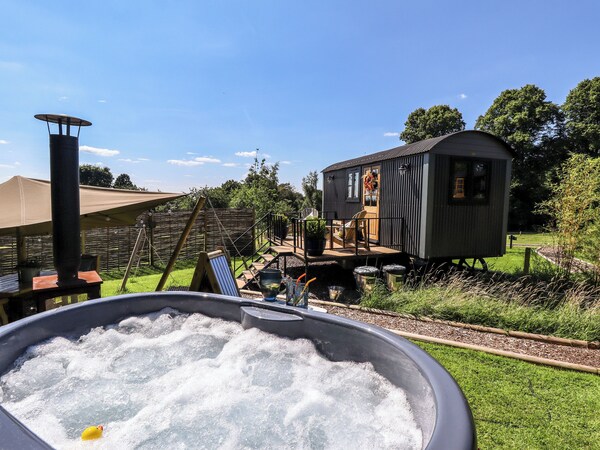 Limetree Luxury Glamping Southdown - Nottinghamshire