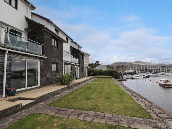 9 Oakley Wharf - Borth Y Gest