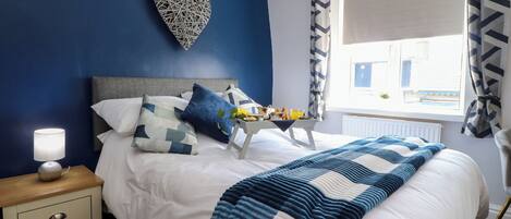 7 quartos, individualmente decorados, individualmente mobiliados