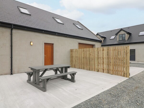 Old Field Hideaway - Waterford, Ireland