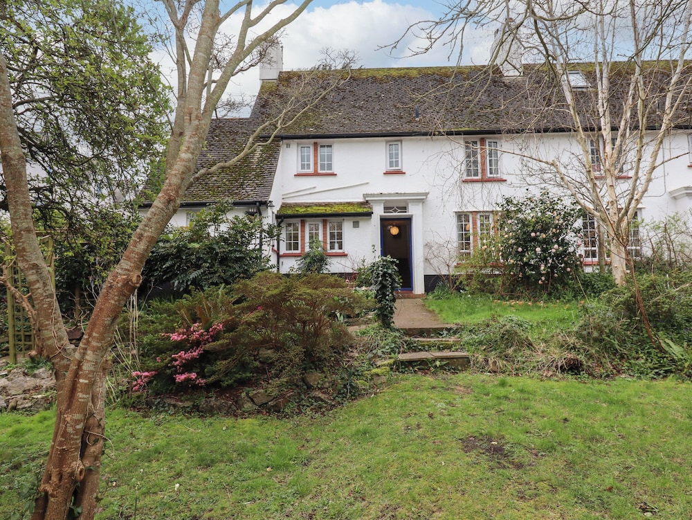 Greenhedges - Budleigh Salterton