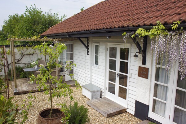 The Apple Shed - England