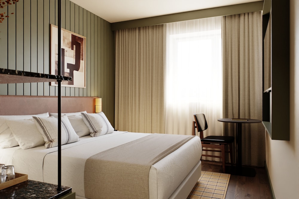The Honest Budapest By Chic & Basic - Budapest