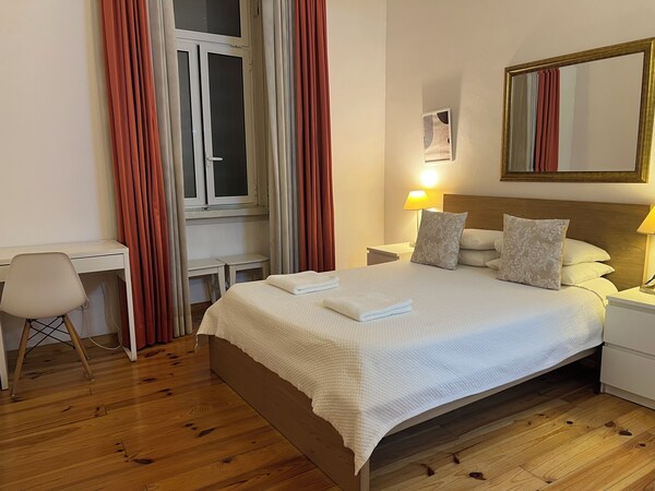 Room-palma Triple Room Shared Bathroom - Alfama