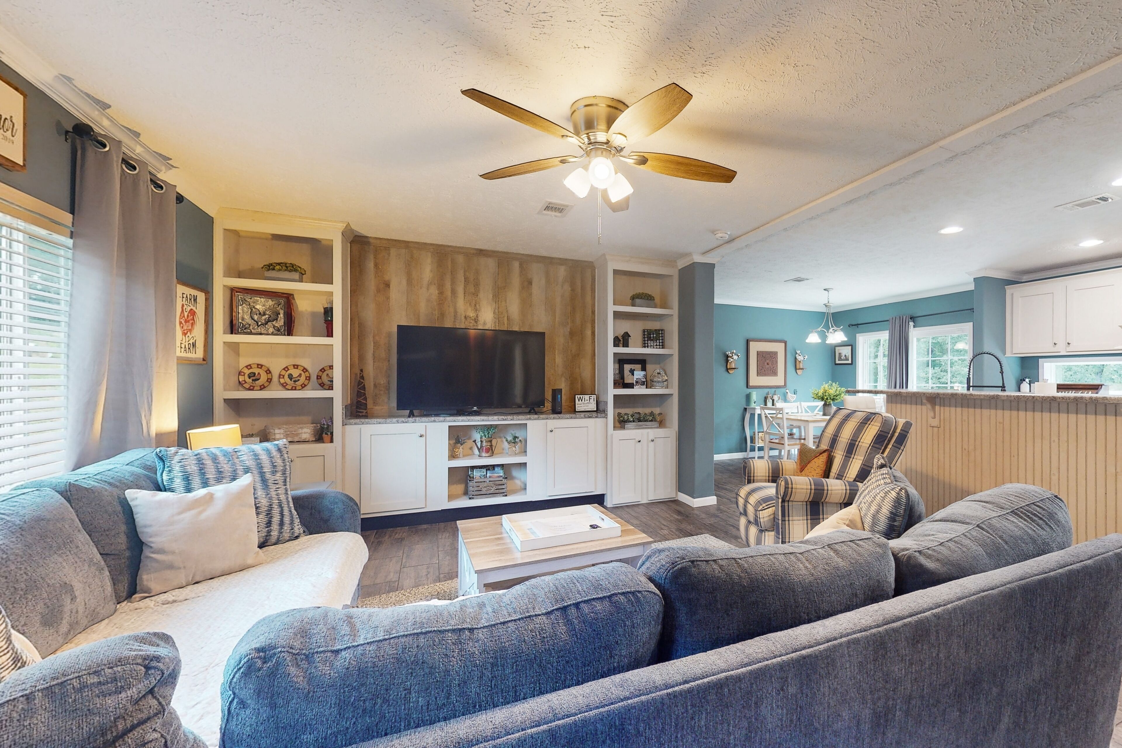 Updated Kitchen, Outdoor Seating, Drive To All The Area Waterfalls - Clarkesville, GA