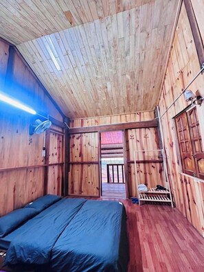 Quarto casal, vista para o jardim | Wi-Fi de cortesia