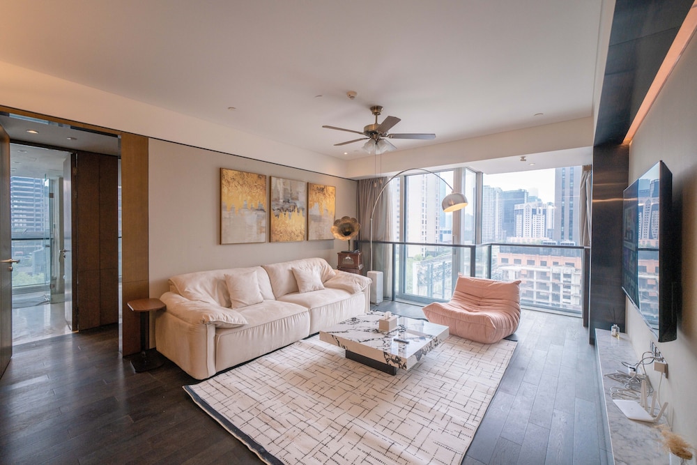 Zhome-luxury Three Bedroom Suite - Shanghai