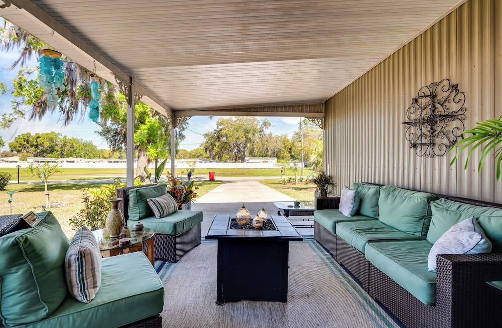 Day Trip To Disney: Lush Home W/ Outdoor Spaces! - Simpson Lakes