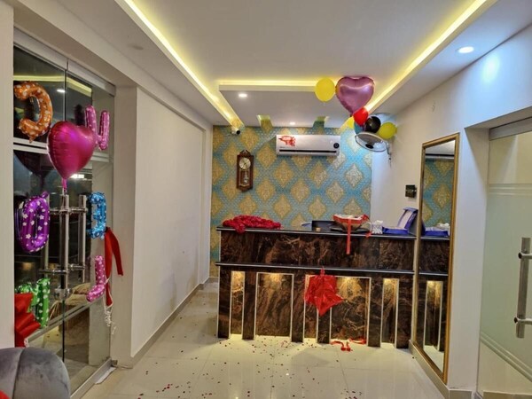 Red Fort Hotel Gulberg - Lahore