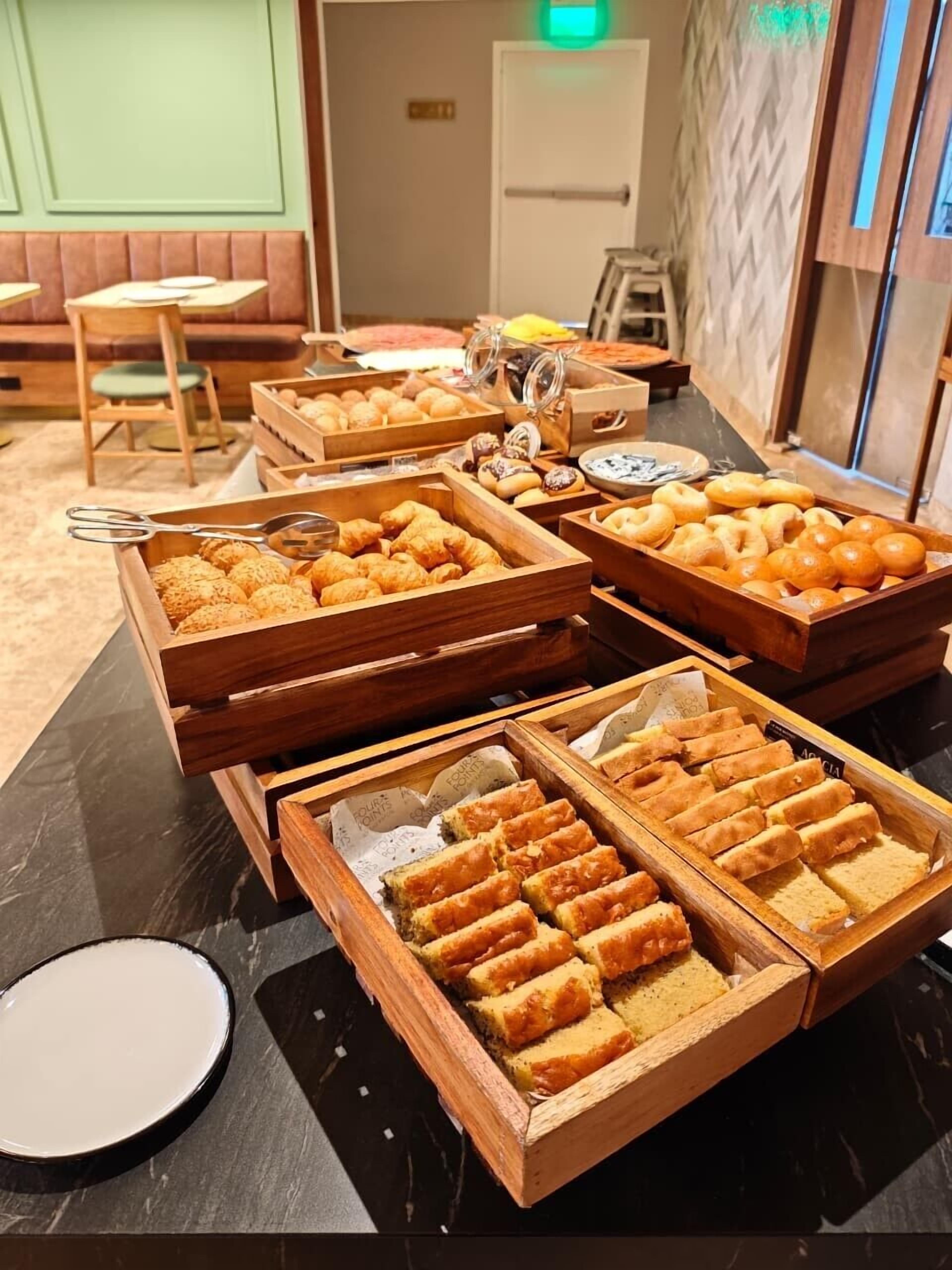 Pequeno-almoço tipo buffet diário incluído 