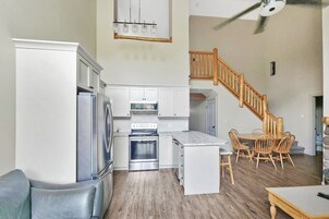 Casa de Férias, varanda | Cozinha privada | Uma cafeteira/bule