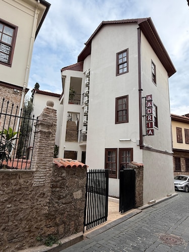 Adria Inn