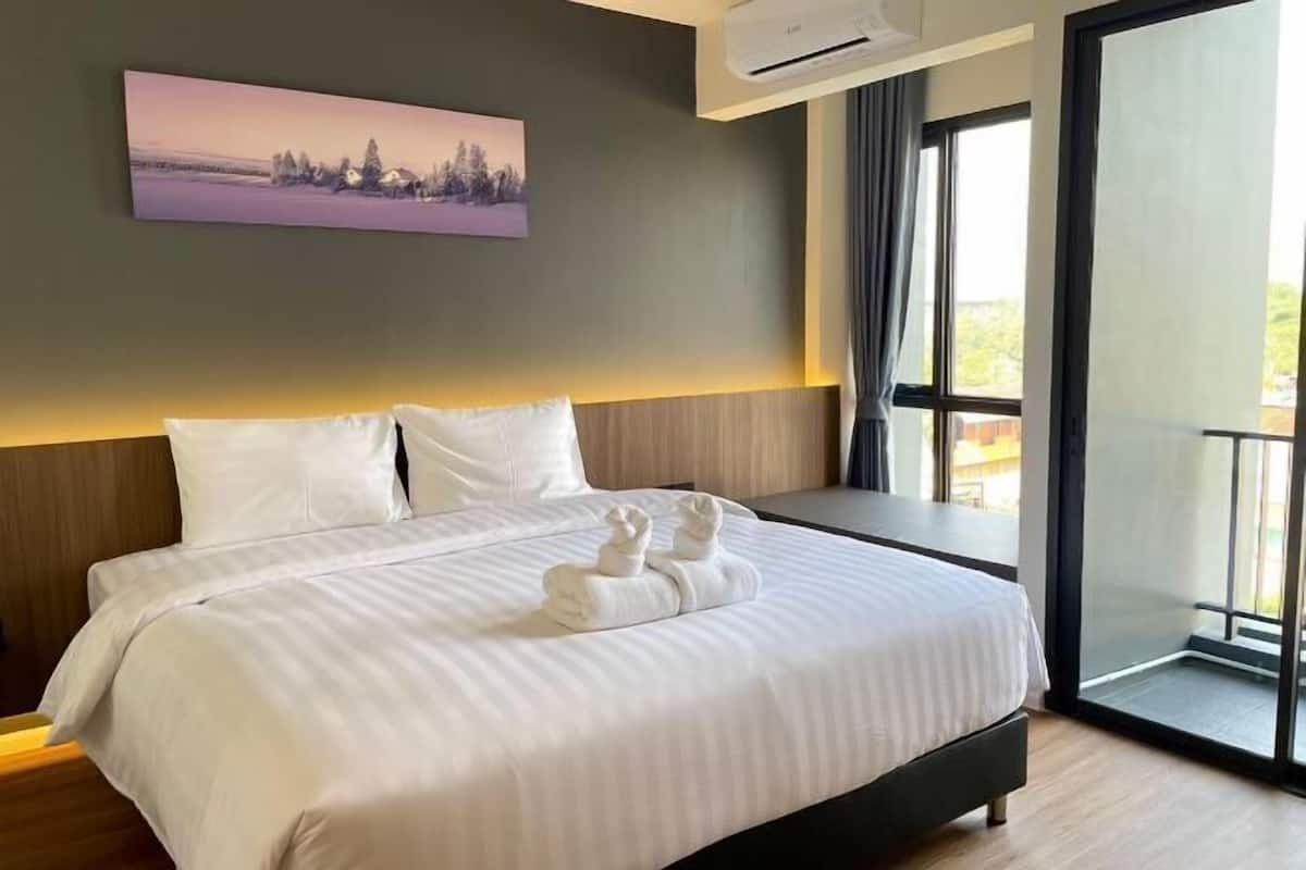 1 quarto, minibar, secretária, quartos insonorizados
