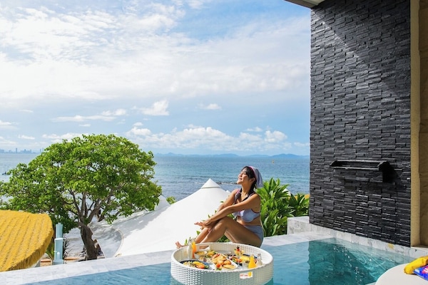 12 piscinas externas