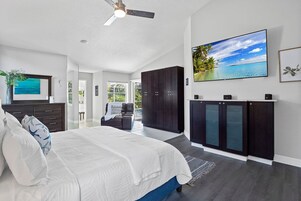 Casa | 4 quartos, secretária, internet de alta velocidade 