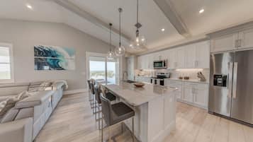 Casa | 5 quartos, internet de alta velocidade