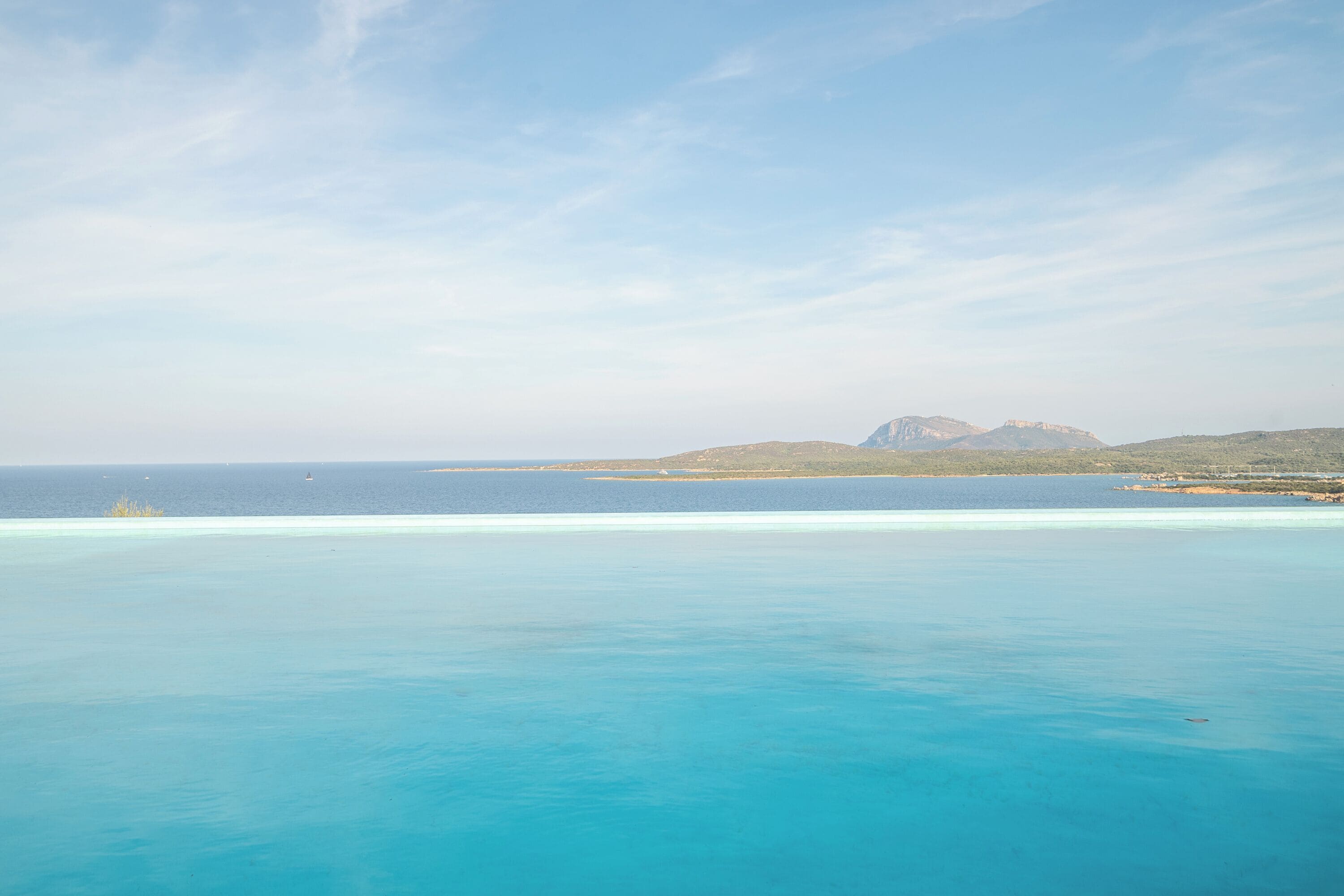 Piscina exterior sazonal 