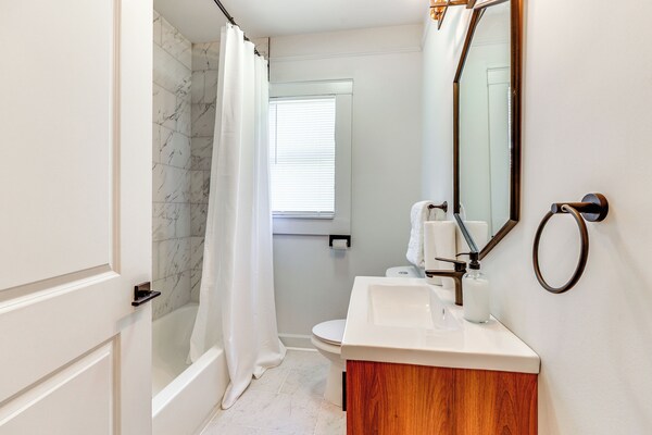 Walk To Amphitheater: Birmingham Retreat W/ Games - Birmingham, AL