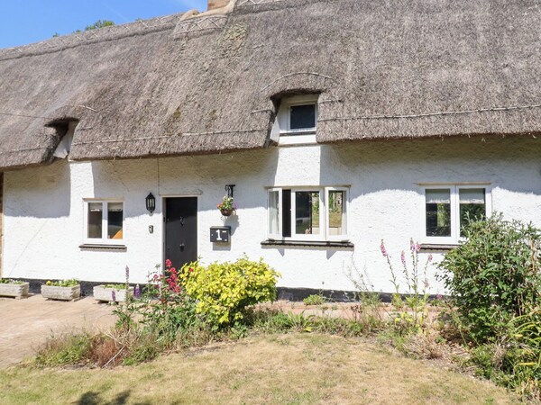 1 Harpur Cottage - Hertfordshire