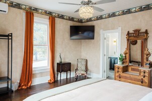 Quarto Duplo de Luxo, 1 cama king-size, vista para a montanha | Cortinas/cortinados opacos, camas desdobráveis, Wi-fi grátis 