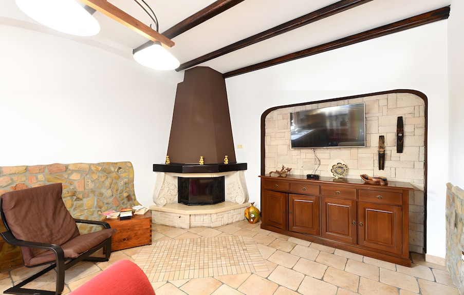 Villa 'Parisi' Met Privézwembad, Wi-fi En Airconditioning - Floridia