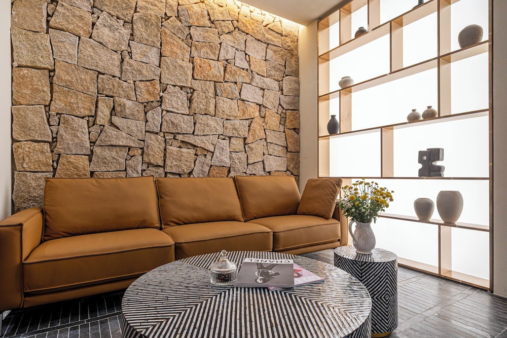 Hound Hotel Daeyeon - Busan