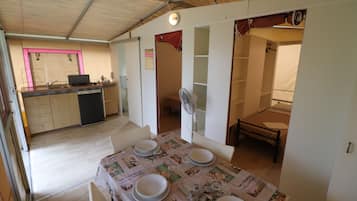Tenda Básica, pátio | Sala de estar