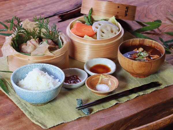 Polepole Village - Japan