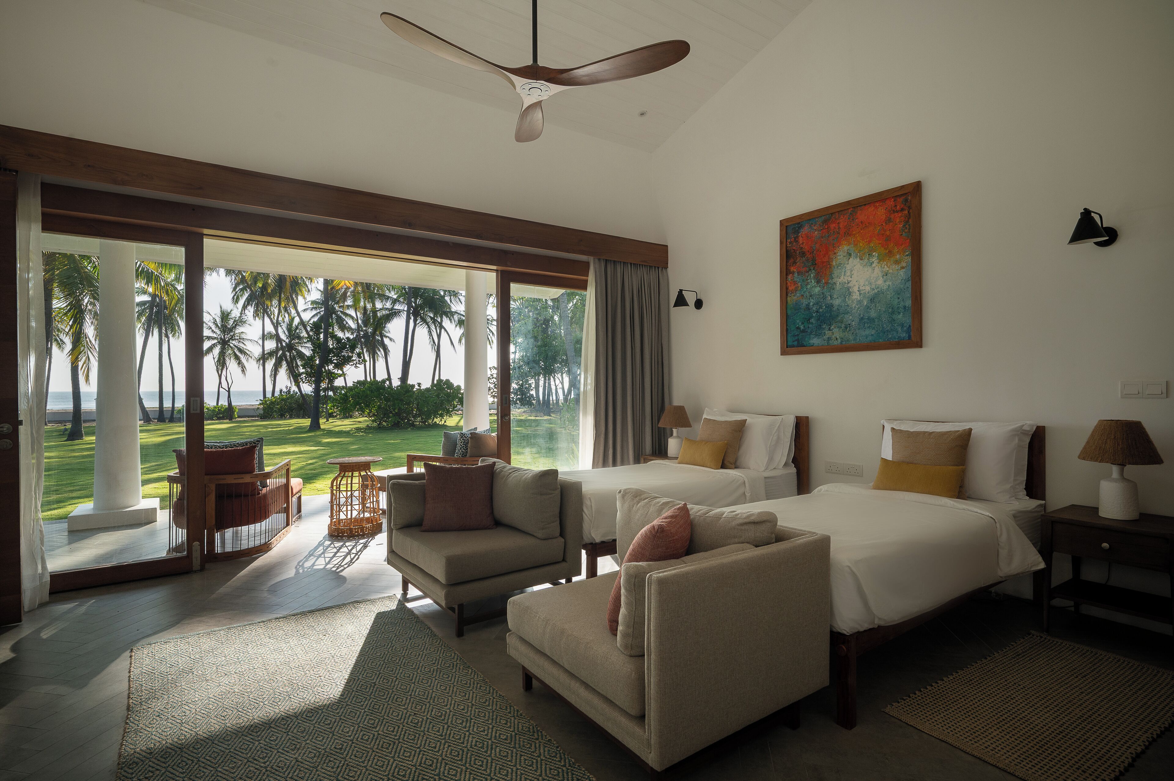 Beachview Suite Palm Villa | Cofres nos quartos, escrivaninha, cortinas blackout