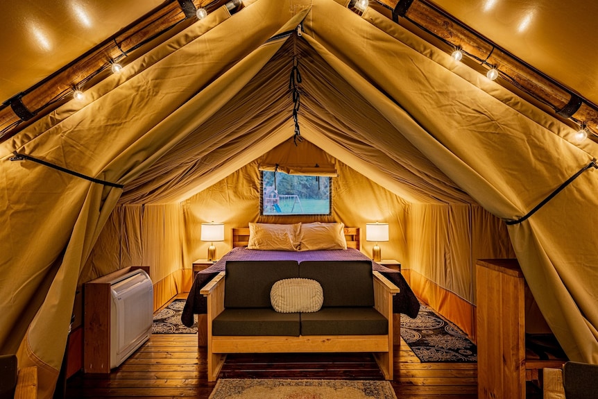 Group Glamping: Luxury Tents Near Gburg And Pf - テネシー州