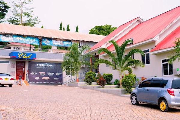 Moonlight Village - Dar es Salaam